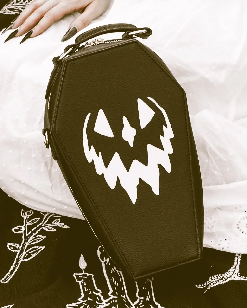 Spooky Pumpkin Coffin Handbag Black for Halloween | Horror-Shop.com