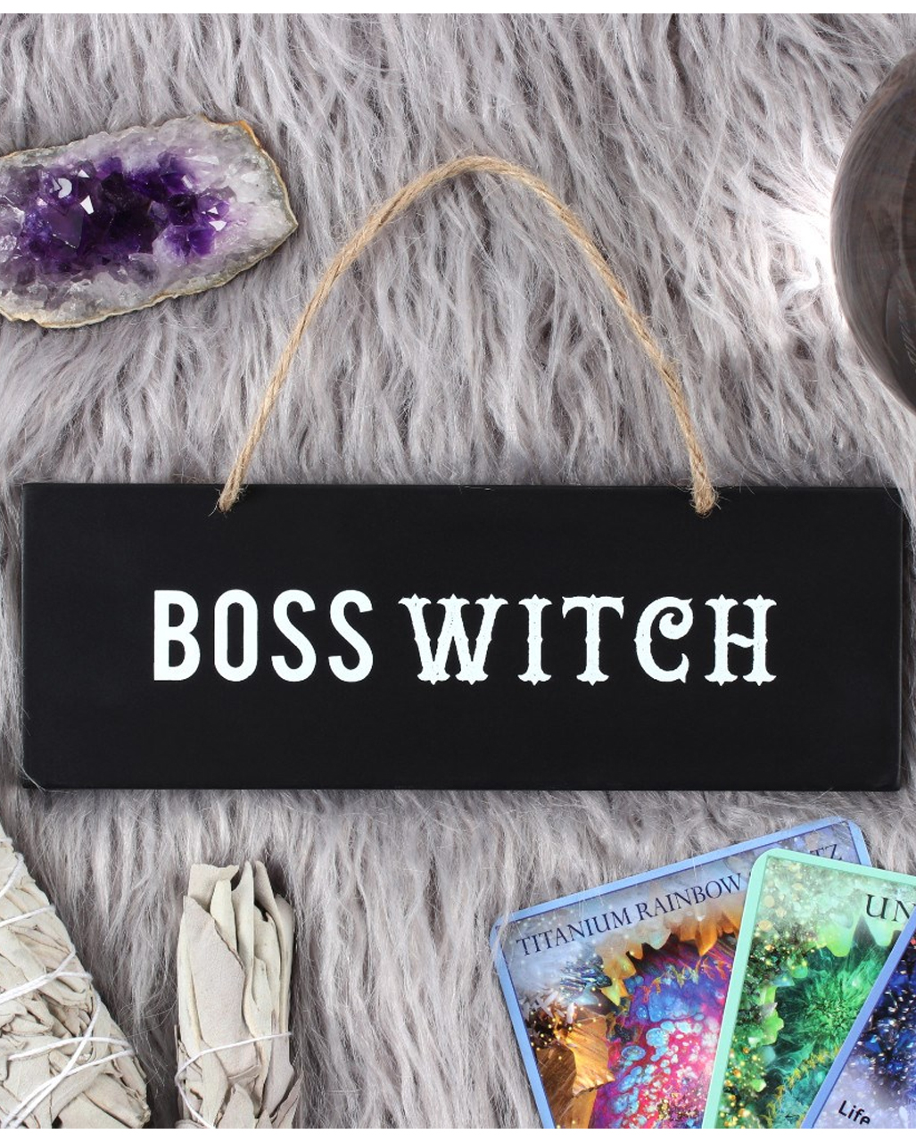 "Boss Witch" Hängeschild 20cm für Halloween 🎃 | Horror-Shop.com