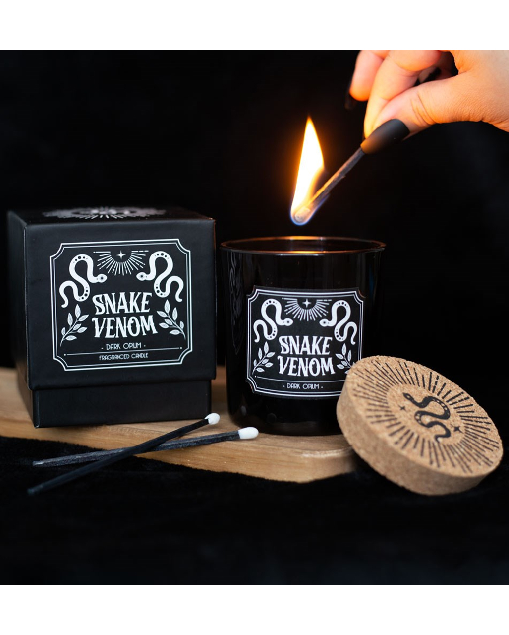 Dark Opium Snake Venom Gothic Scented Candle ★ | Horror-Shop.com