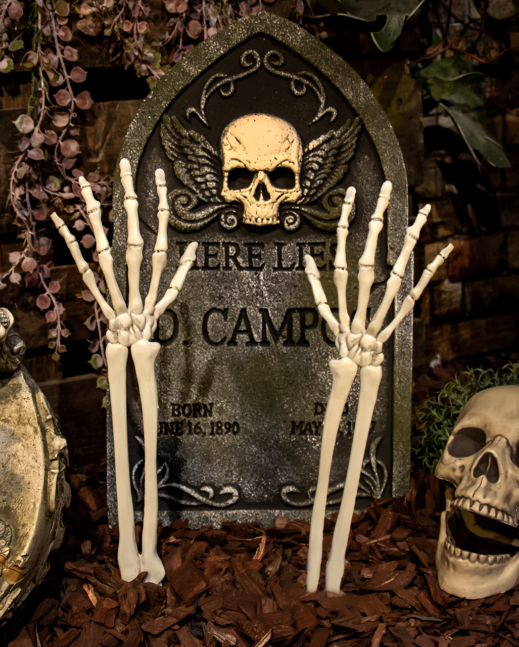 Gravestone With Skull & Wings 55cm | Halloween decoration ★ | Horror ...