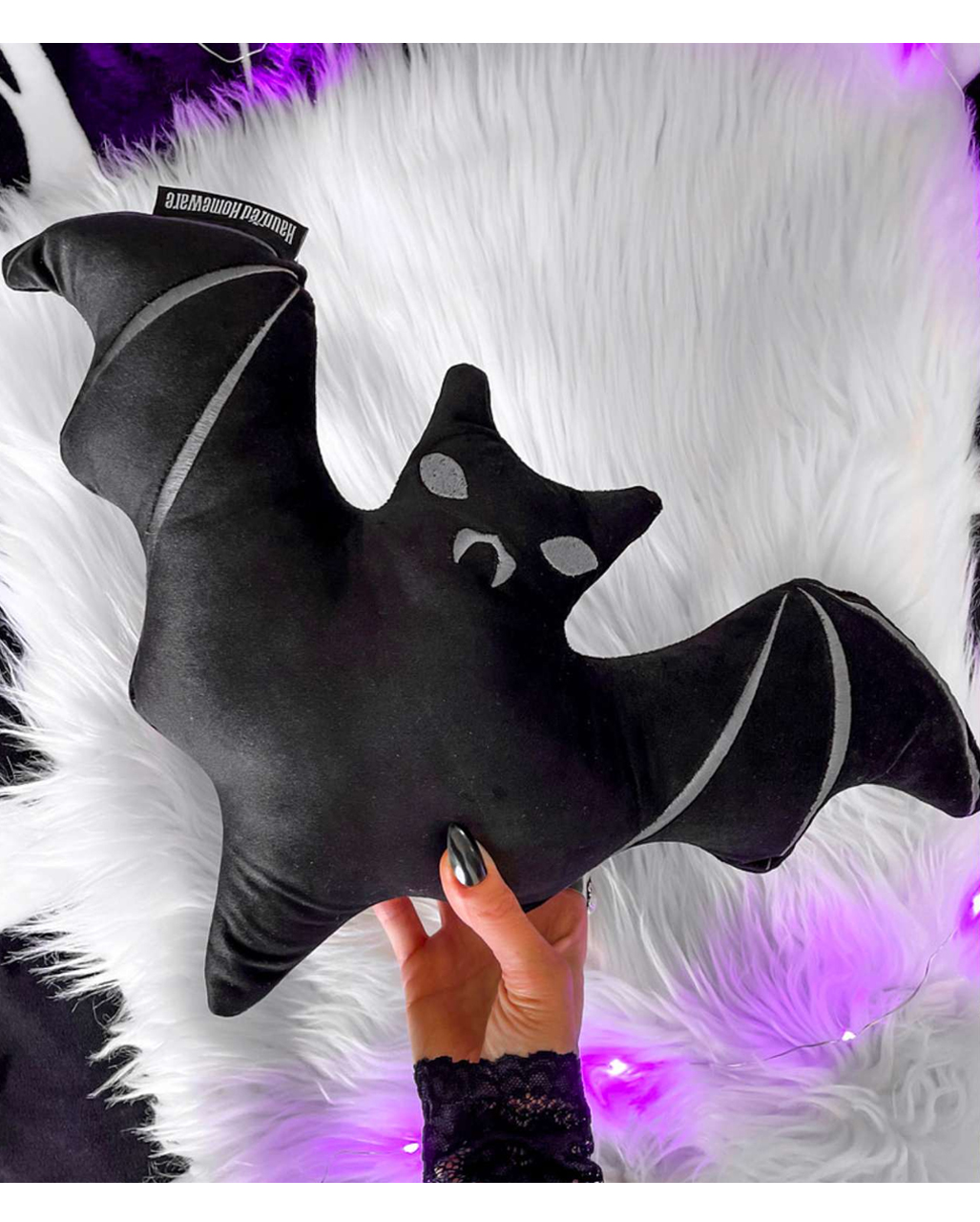 KILLSTAR Noctem Shaped Kissen ★ Gothic Wohndeko | Horror-Shop.com