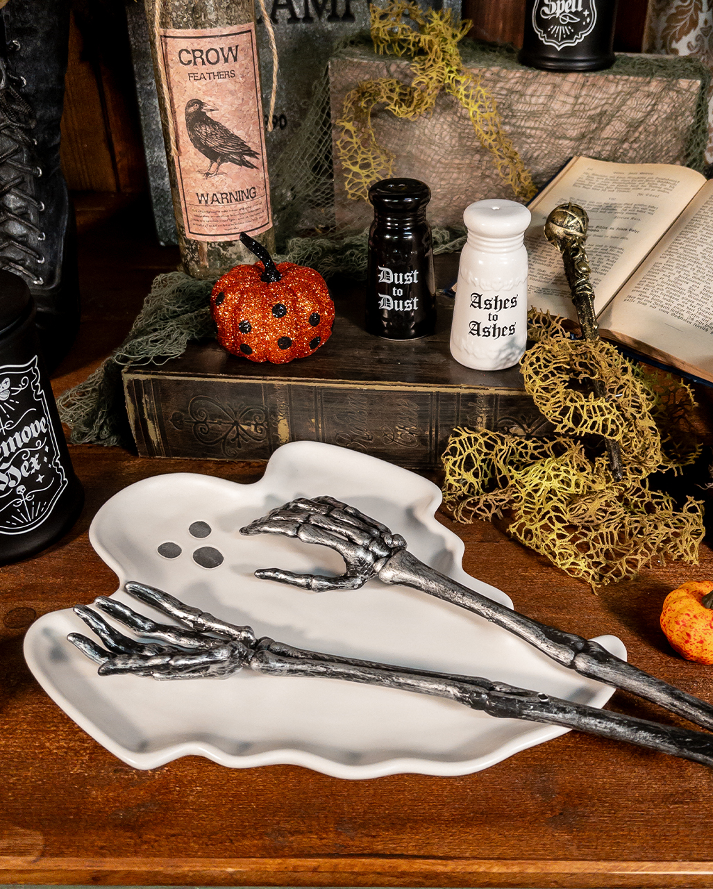 Silver Skeleton Hands Serving Set 2pc | Horror-Shop.com