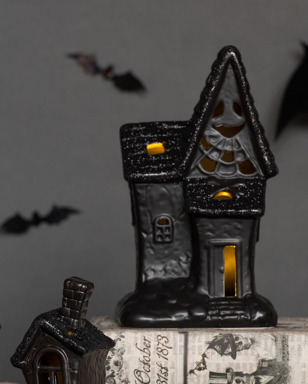 Spooky Glitter Haunted House Decoration With LED for Halloween | Horror ...