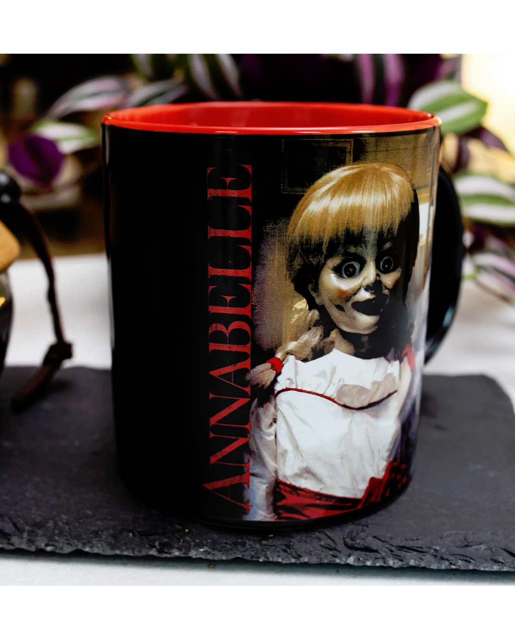 Annabelle The Conjuring Tasse als Geschenkartikel & Merch | Horror-Shop.com