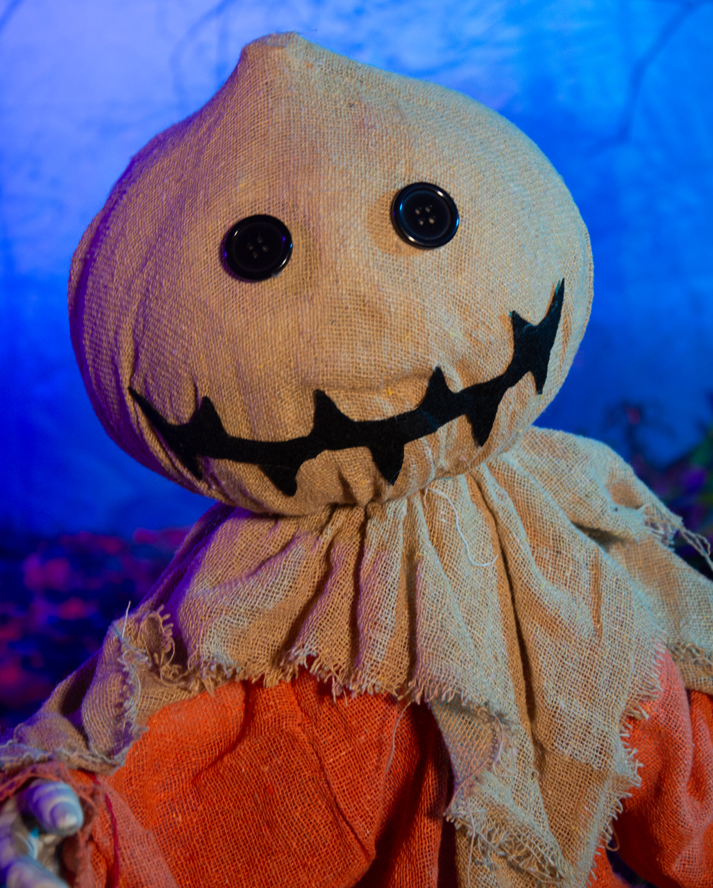 Sammy Halloween Stand-up Figure With Movement, Light & Sound 80cm ...