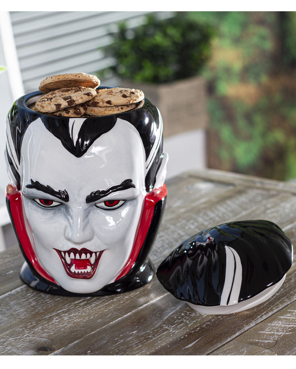 Vampire Ceramic Cookie Jar | Halloween Homeware | Horror-Shop.com