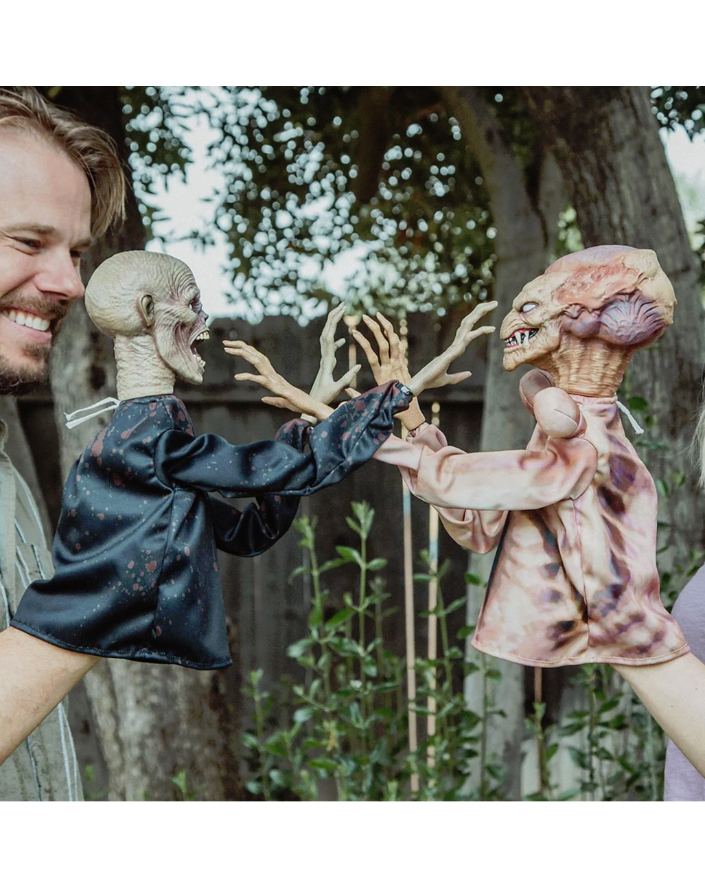 Grasping Horror Reachers Zombie Hand Puppet 33cm ★ Buy HERE | Horror ...